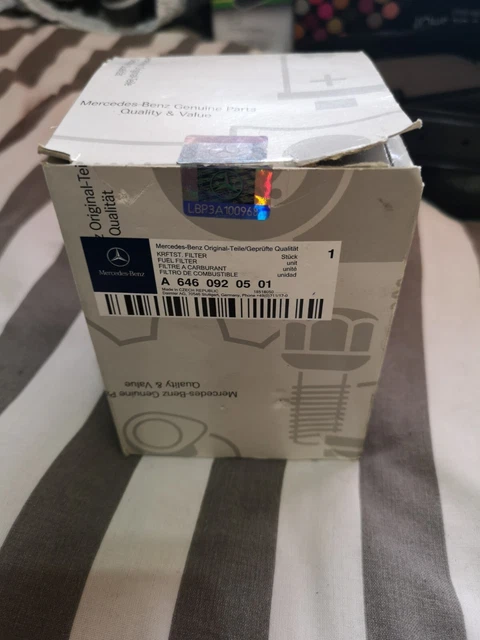 NEW GENUINE MERCEDES-BENZ OM646 Diesel Engine Fuel Filter A6460920501 ...