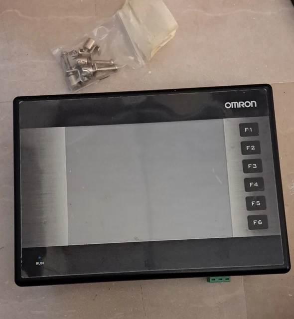 NQ5-SQ000-B OMRON INTERACTIVE Display Hmi Operator Panel Touch Firmware 1.1 EUR 1.450,00 ...