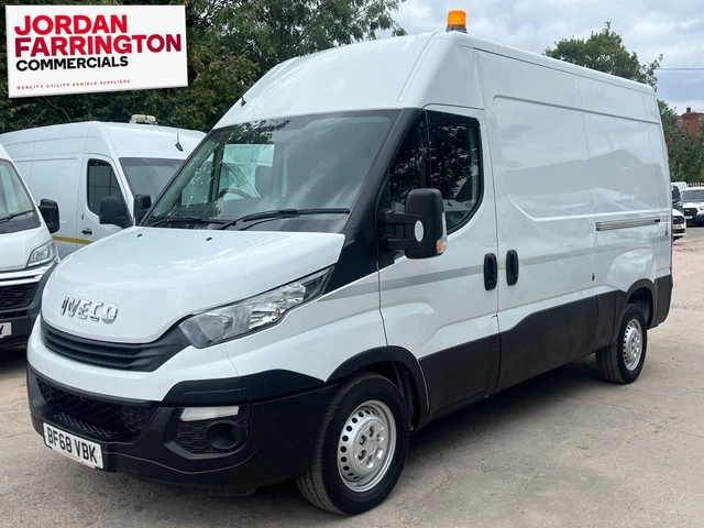 2019 68 REG IVECO DAILY EURO 6 MWB UTILITY SPEC WORKSHOP VAN WITH REAR ...