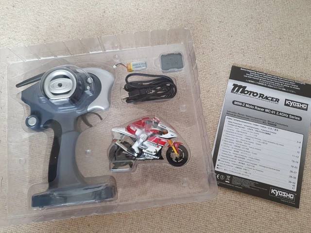 KYOSHO MINI Z MOTO RACER Petronas Yamaha YZR-M1 50th Anniversary £500. ...