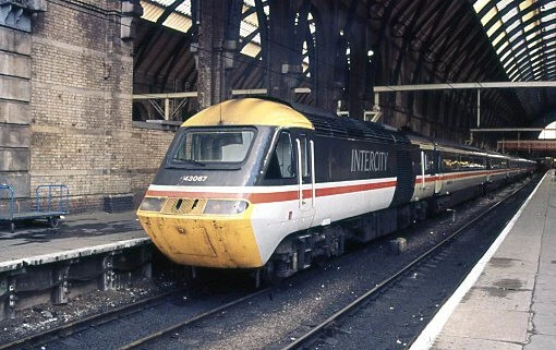 ORIGINAL COLOUR SLIDE of 43067 BR class 43 HST diesel loco £2.25 ...