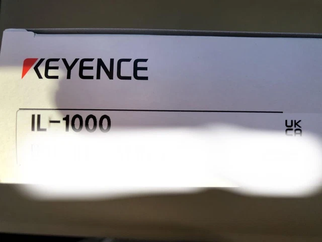 KEYENCE IL-1000 CMOS Laser Sensor Amplifier DIN Rail Mounting Type Base ...