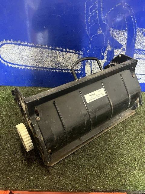 QUALCAST CLASSIC 35S Petrol Lawnmower Quick Change Cutting Cassette ...