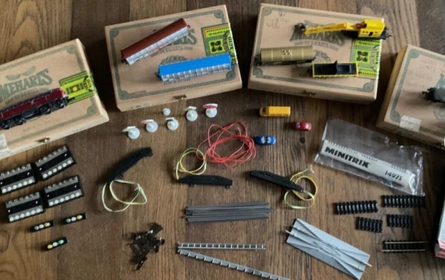 ORIGINAL MINITRIX / FLEISCHMANN ~ 1 Diesellok 216001-08 + 7 Waggons ...