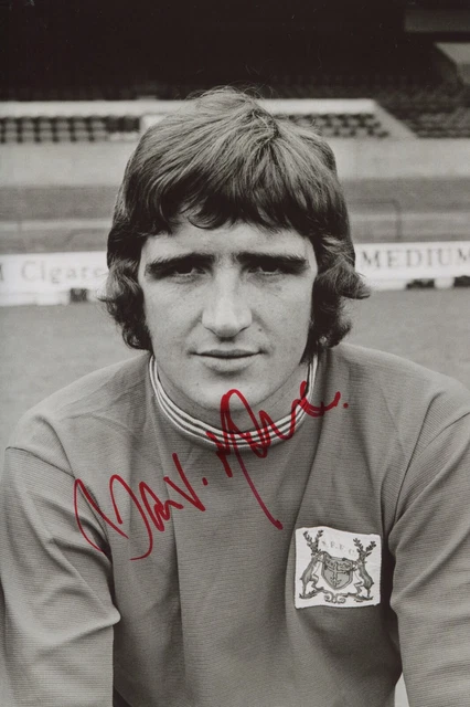 IAN STOREY-MOORE 13 signed 12 x 8 Nottingham Forest picture £9.99 ...
