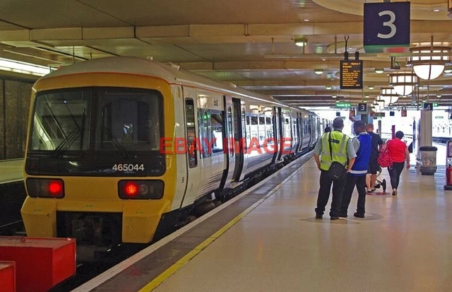 PHOTO (4) South Eastern Trains 465 Class Emu 465 044 At London Charing ...