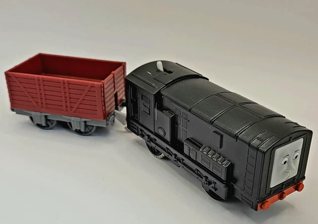 THOMAS THE TANK Engine Trackmaster Diesel & Truck 2013 Working £7.58 ...