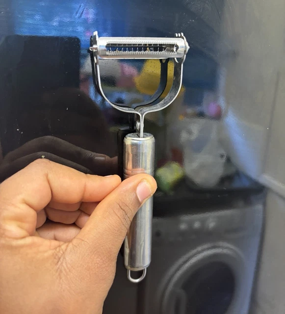 STAINLESS STEEL Y-STYLE Manual Vegetable Peeler, Silver, For Fruit ...