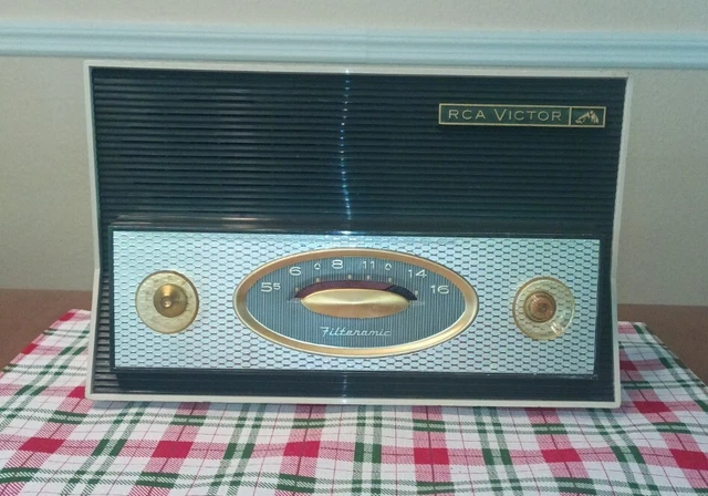 VINTAGE MCM RCA Victor FILTERAMIC radio model 1-RA-61 Working $49.99 ...