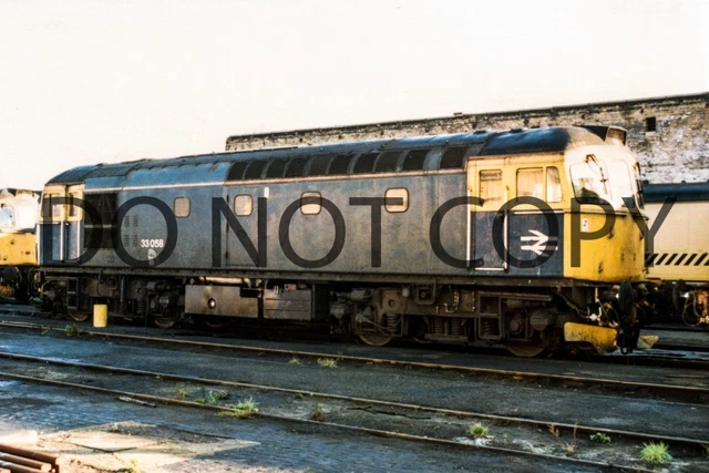 UK DIESEL TRAIN Railway Photograph Of Class 33 33058 Loco. (Rm33-219) £ ...