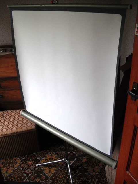 VINTAGE 1960S SLIDE / cine projector screen 110cm £10.00 - PicClick UK