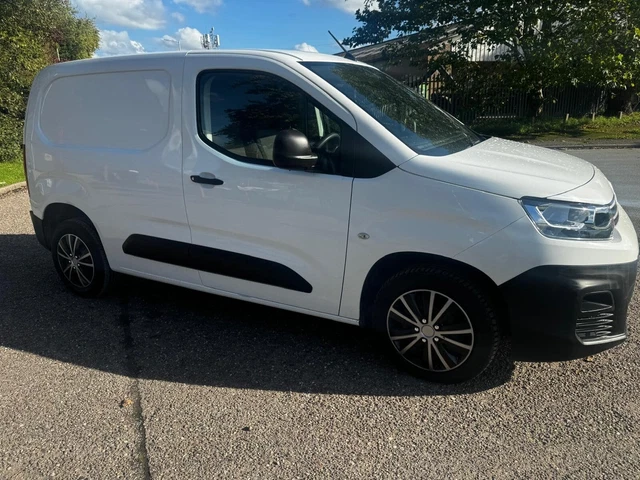 CITROEN BERLINGO 70 Plate Low Mileage £8,800.00 - PicClick UK