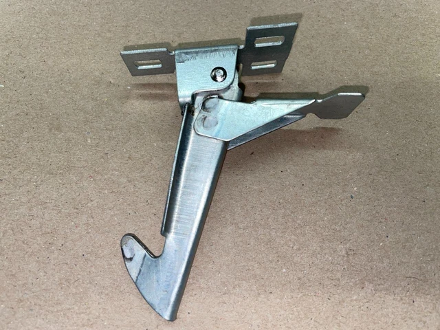 LAND ROVER DEFENDER Tdci PUMA and earlier models bonnet latch MUC6457 £ ...