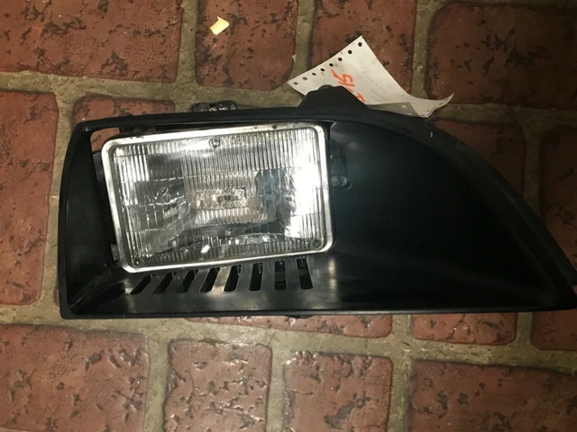 90-94 METRO RIGHT Complete Headlamp Assembly with Bracket Trim Door OEM ...