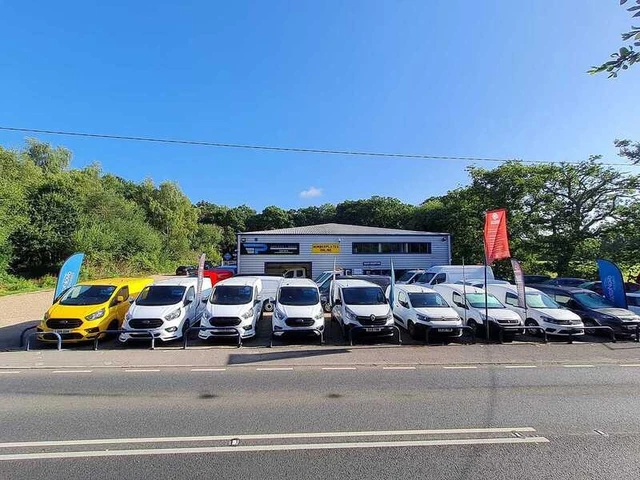 VAUXHALL VIVARO TURBO D 3100 Pro Panel Van Diesel Manual £16,788.00 ...