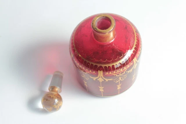 FLACON À PARFUM verre rubis émaillé Napoléon III (64006) EUR 180,00 ...