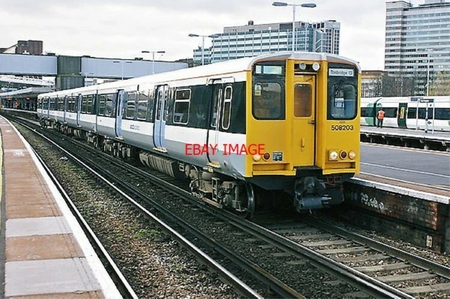 PHOTO CLASS 508 3-Car Emu No 508 203 Ex-508 106 At London Bridge 11/08 ...