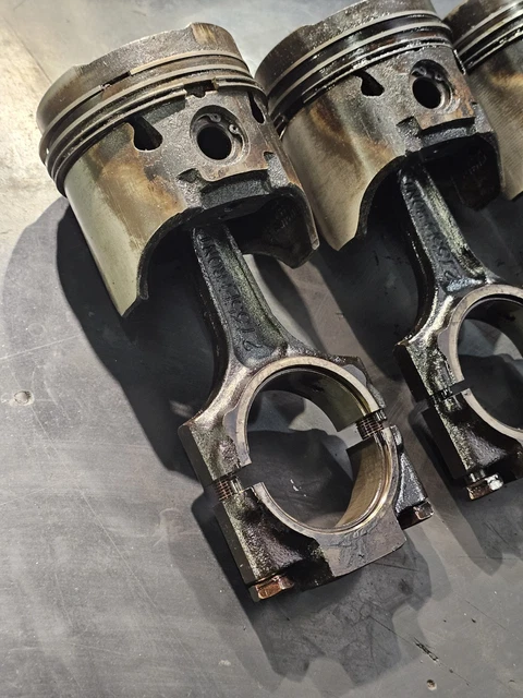 FORD CROSSFLOW 1300 711M Pistons And Conrods Std Bore X Flow Kent ...