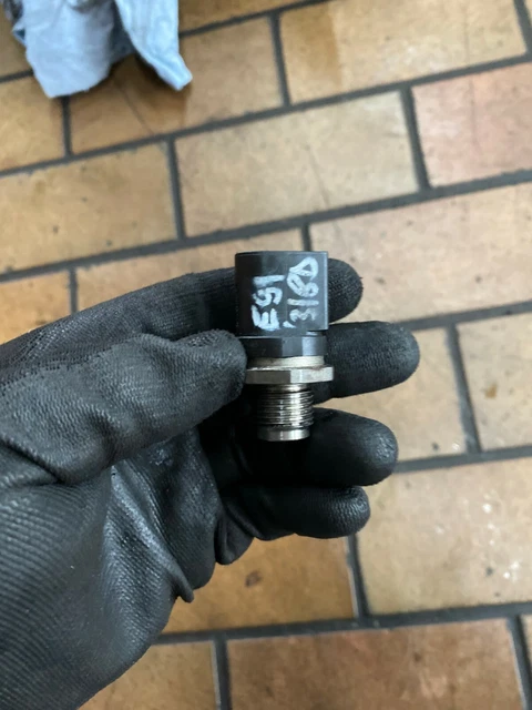 ORIGINAL BMW E90 E87 F20 F30 N47D20C Capteur de Pression de Rail ...