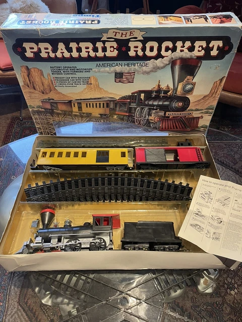 VINTAGE TIMPO TOYS 1974 Prairie Rocket Battery Operated Train Set Boxed ...