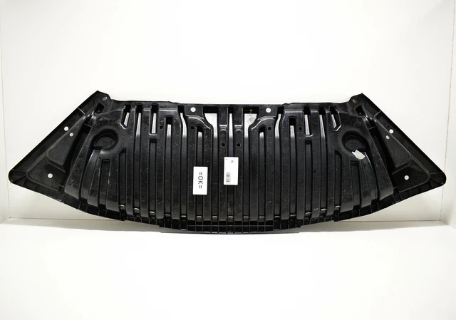 NEUF MERCEDES-BENZ C-CLASS W204 Engine Undertray Cover A2045200723 ...
