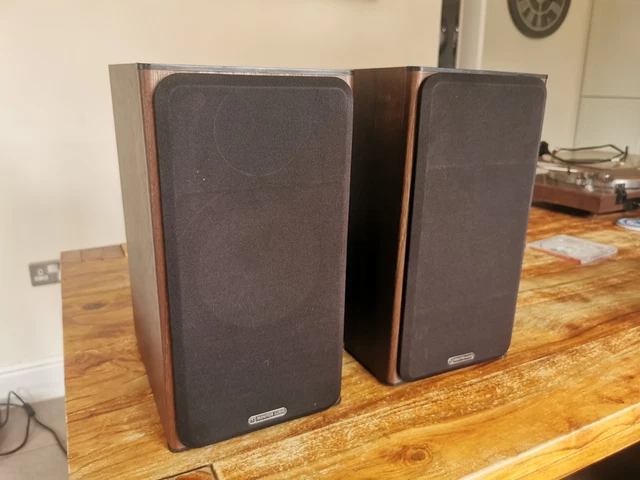 MONITOR AUDIO BRONZE BX2 Walnut Bookshelf Speakers Pair + Grilles VGC £ ...