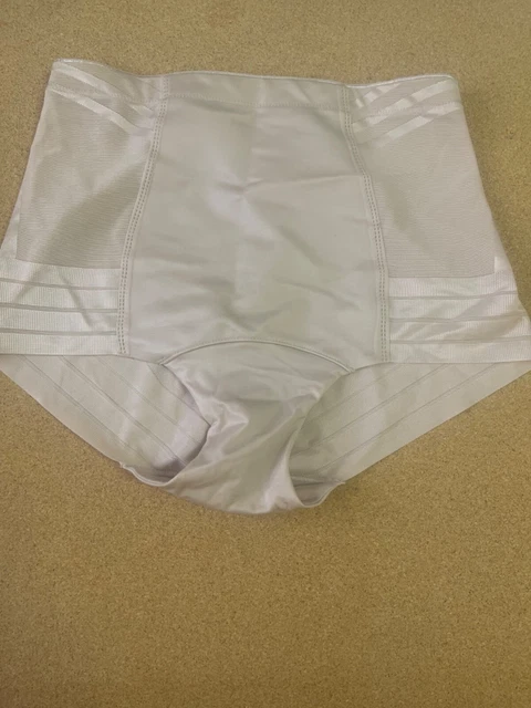 M&S BODY DEFINE Firm Control Full Briefs Size: 10 £8.99 - PicClick UK