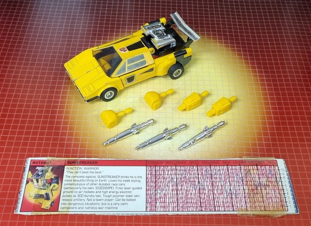 VINTAGE HASBRO TRANSFORMERS G1 Autobot Car Sunstreaker Complete w/Techs ...