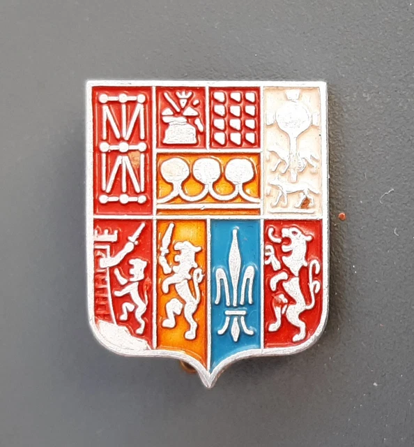 INSIGNE 1940 BLASON BASQUE (Augis) aluminium peint Torpilleur Marine 25 mm BADGE EUR 29,99 ...