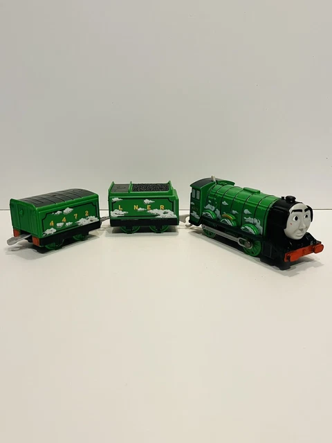 TRACKMASTER THOMAS & Friends FLYING SCOTSMAN Motorised Battery Train £ ...