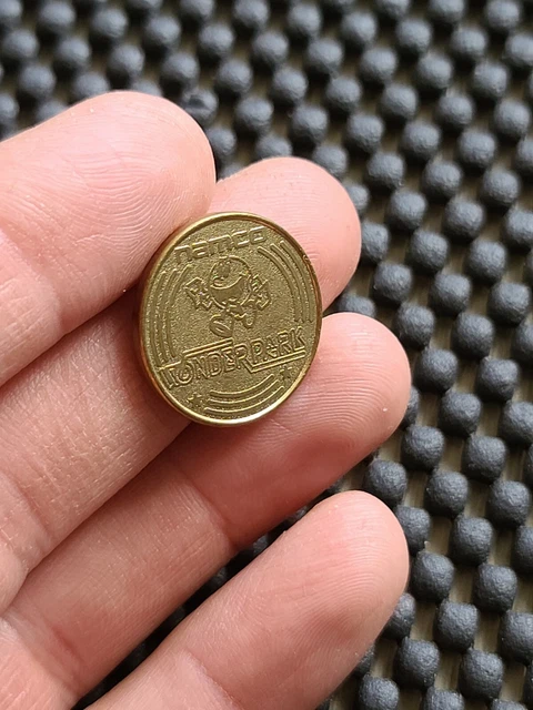 VINTAGE PACMAN WONDERPARK Arcade Token Coin Namco Rare Promo SNES GBA ...