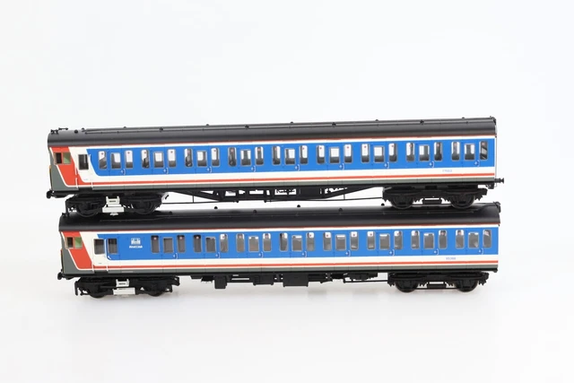 BACHMANN, OO GAUGE, Class 416, Kent Link Livery, "65368", "77553" DMU £ ...
