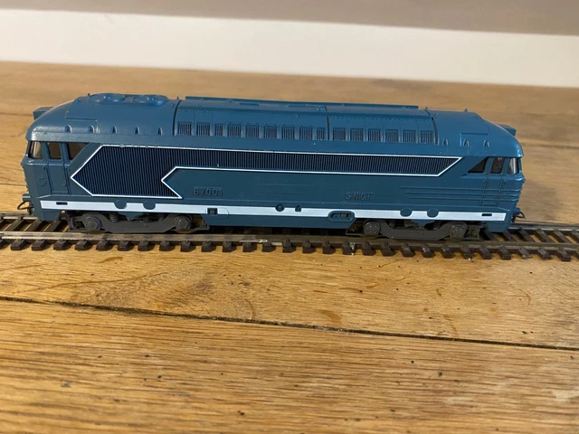LIMA BB 67001 SNCF Epoque IV Echelle HO Locomotive Diesel - Bleue ...