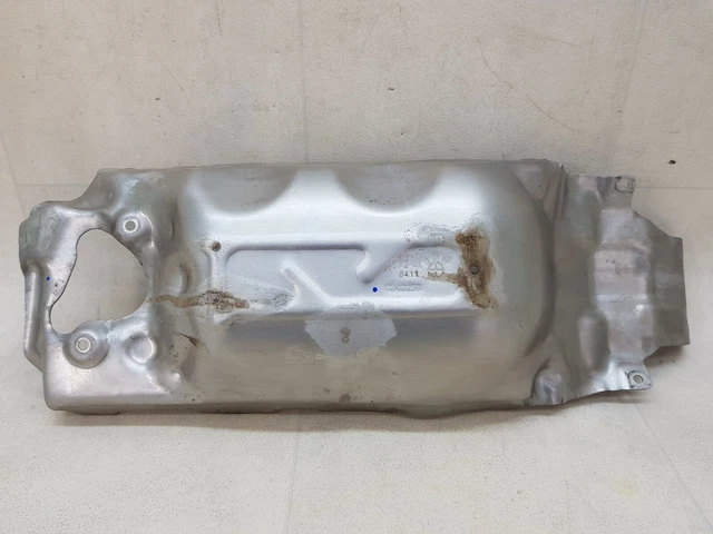 BMW M5 F10 11-16 4.4 Petrol Turbo Charger Lower Heat Shield 7843158 £19 ...