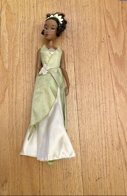 DISNEY PRINCESS THE Princess and the Frog Princess Tiana Barbie Doll £ ...