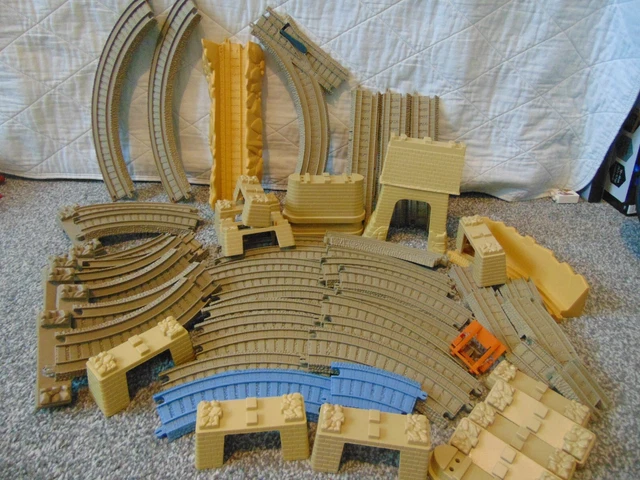 THOMAS & FRIENDS Trackmaster track Brown 42 Pieces0f track 18 other £9. ...