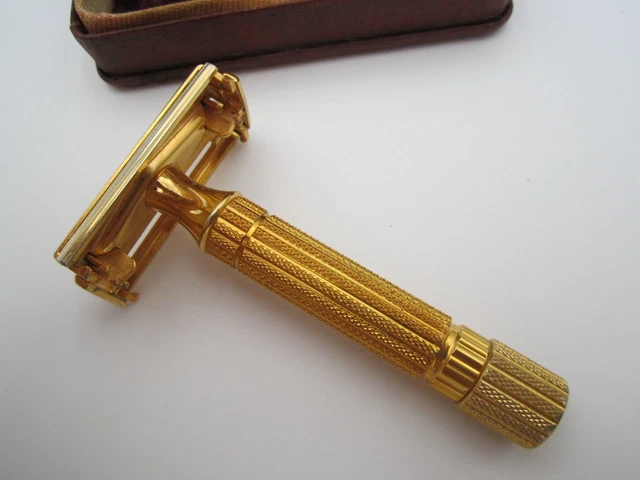 VINTAGE USED GILLETTE GOLD TONE President Safety Razor W/ Case NO DATE ...