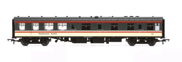 BNIB R40218 HORNBY 00 Gauge BR Intercity Late Livery MK.I RBR Coach. No ...