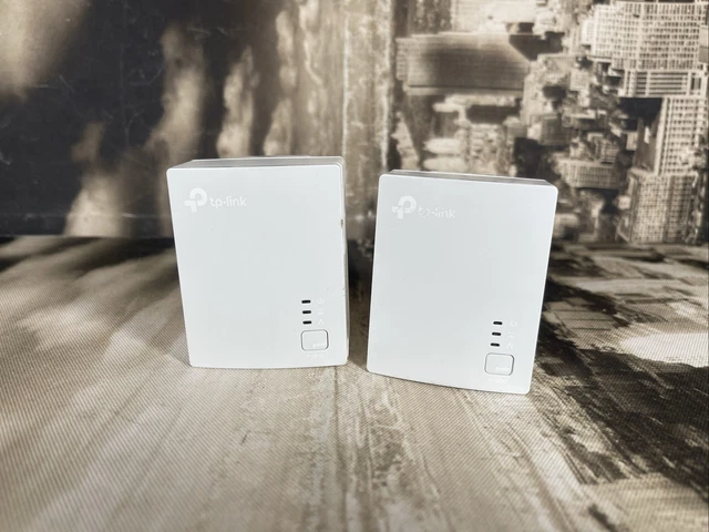 TP-LINK TL-PA4010KIT AV600 Powerline Adapters 600 Mbps + 2 x Ethernet ...