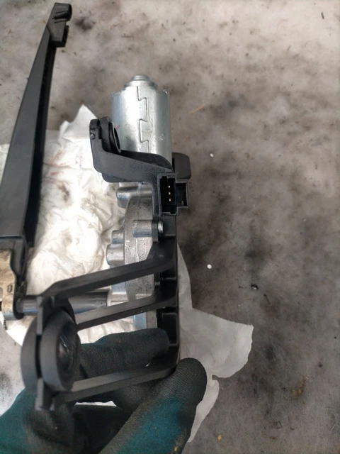 MOTEUR ESSUIE-GLACE ARRIÈRE pour CITROEN C4 PICASSO Gr.Pic. 1.6 e-HDi ...