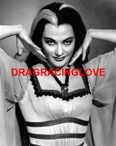 Beautiful Actress Yvonne De Carlo The Munsters Lily 1960s Tv Show