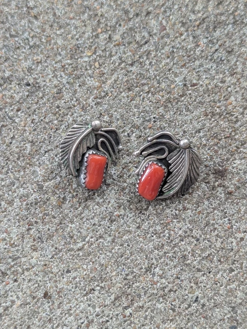 NATIVE AMERICAN REAL Ox Blood Red Coral silver clip on earrings Old ...