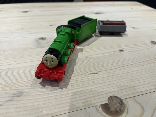 THOMAS THE TANK engine Trackmaster HENRY battery Train £10.00 - PicClick UK