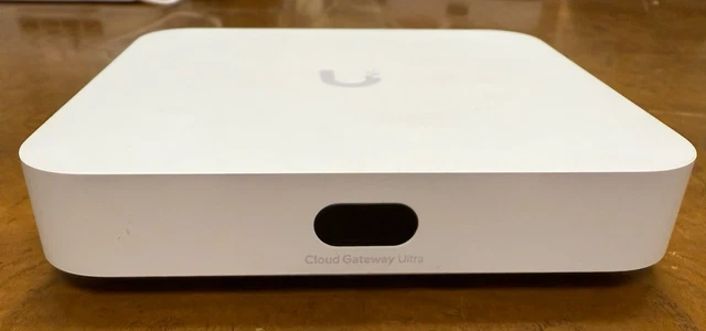 UBIQUITI UNIFI CLOUD Gateway Ultra Router UCG-Ultra, 4 1GbE LAN, 2.5GbE ...