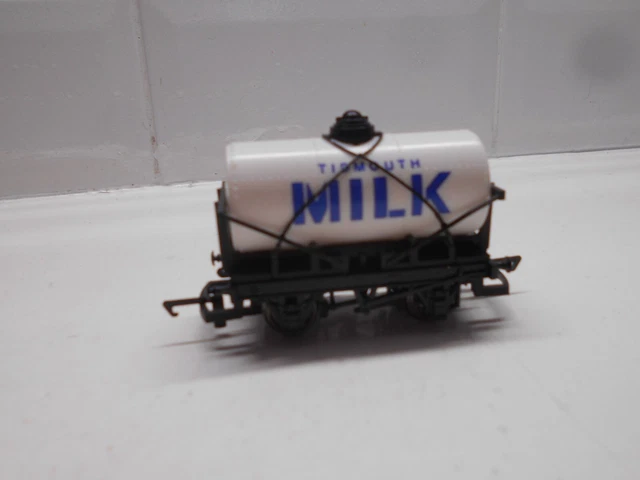 THOMAS THE TANK engine train set tidmouth milk tanker hornby railways £ ...