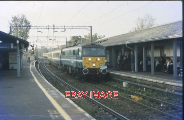 ORIGINAL 35MM SLIDE CLASS 86 LOCO NO 86235 CROWN POINT AT SEVERN ...
