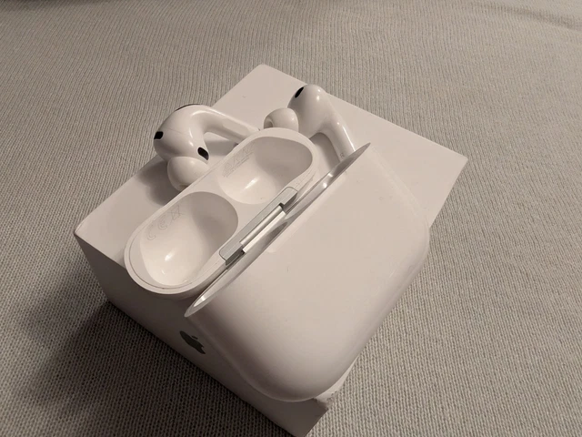 APPLE AIRPODS PRO 3rd Gen 2025 with Magsafe Case - with box £130.00 ...