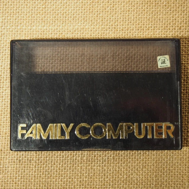 VINTAGE OFFICIAL NINTENDO Family Computer Famicom Game Cassette Case ...
