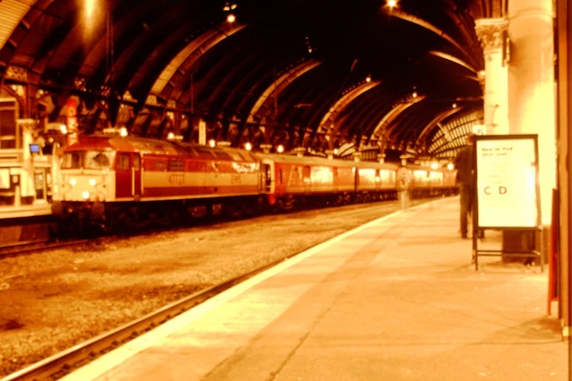 BRITISH RAIL BR Diesel Loco 47727 Railway Slide Ref 2568 £3.99 ...
