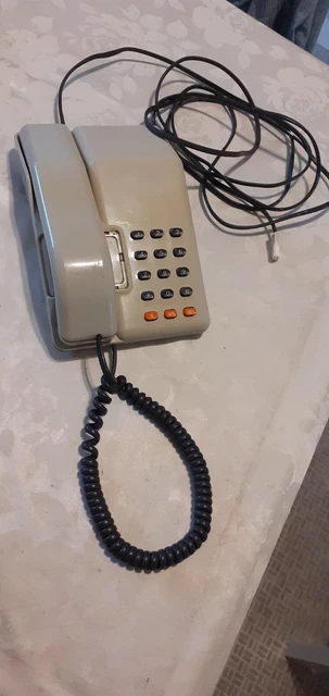 1980'S BT VISCOUNT Vintage Trim Phone - Beige - Good working order £5. ...